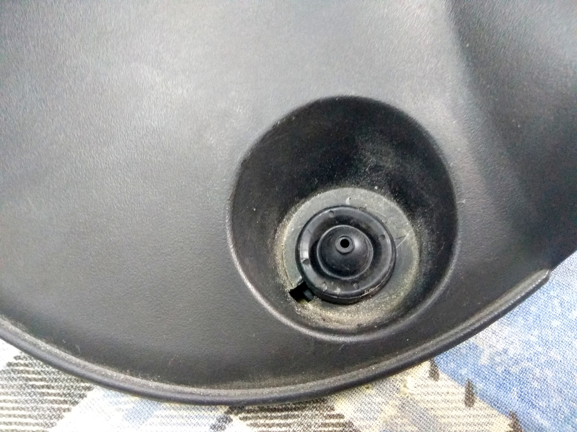 Декоративная крышка двигателя — по феншую. — Hyundai Santa Fe (2G), 2,7 ...