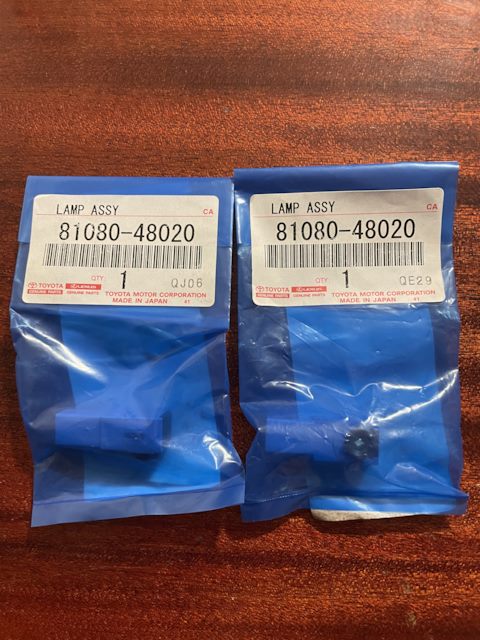 8108048020 Лампа TOYOTA LEXUS | Запчасти на DRIVE2