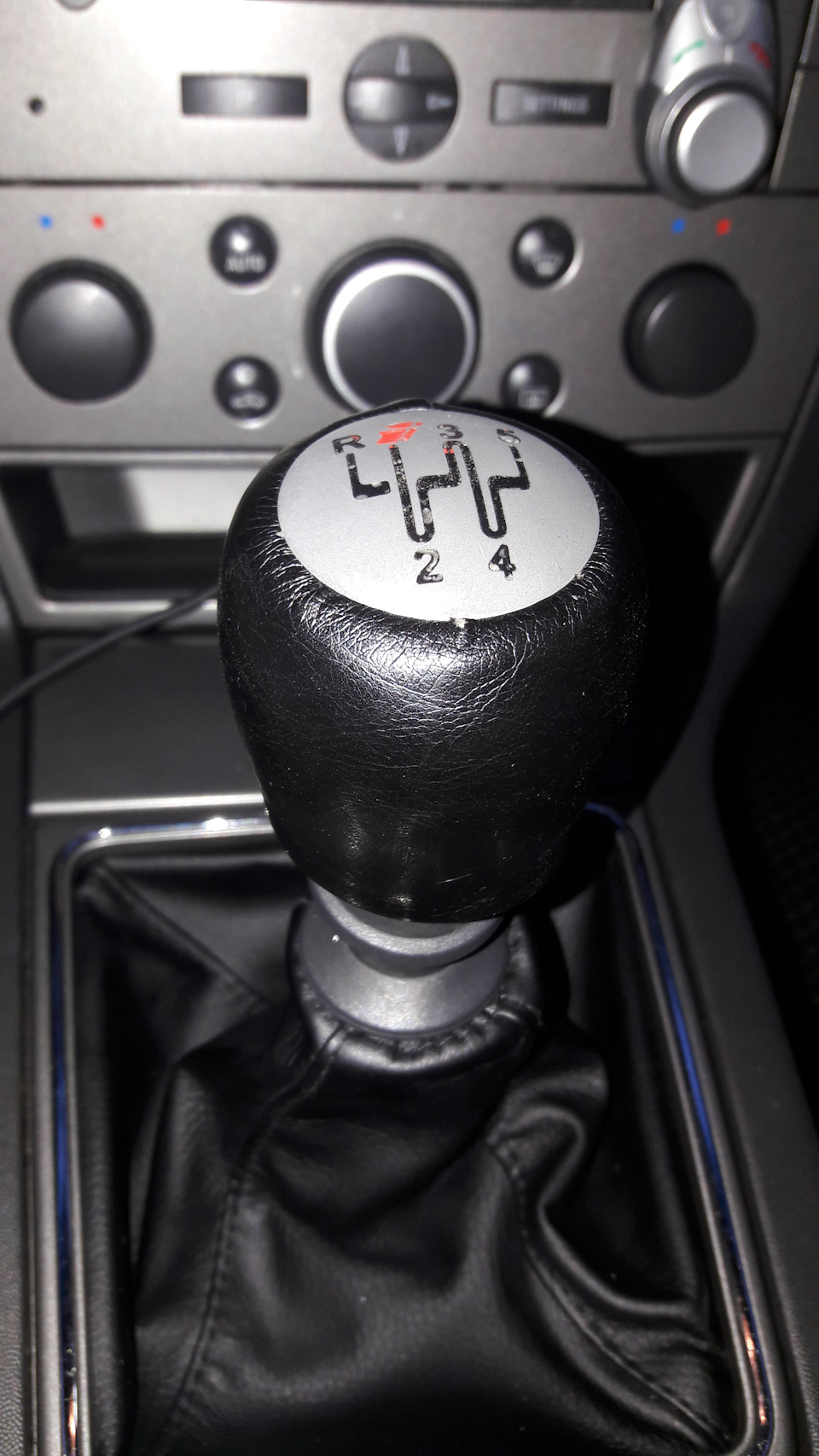 Чехол рычага КПП и пробный перешив ручки — Opel Vectra C, 1,8 л, 2006 ...