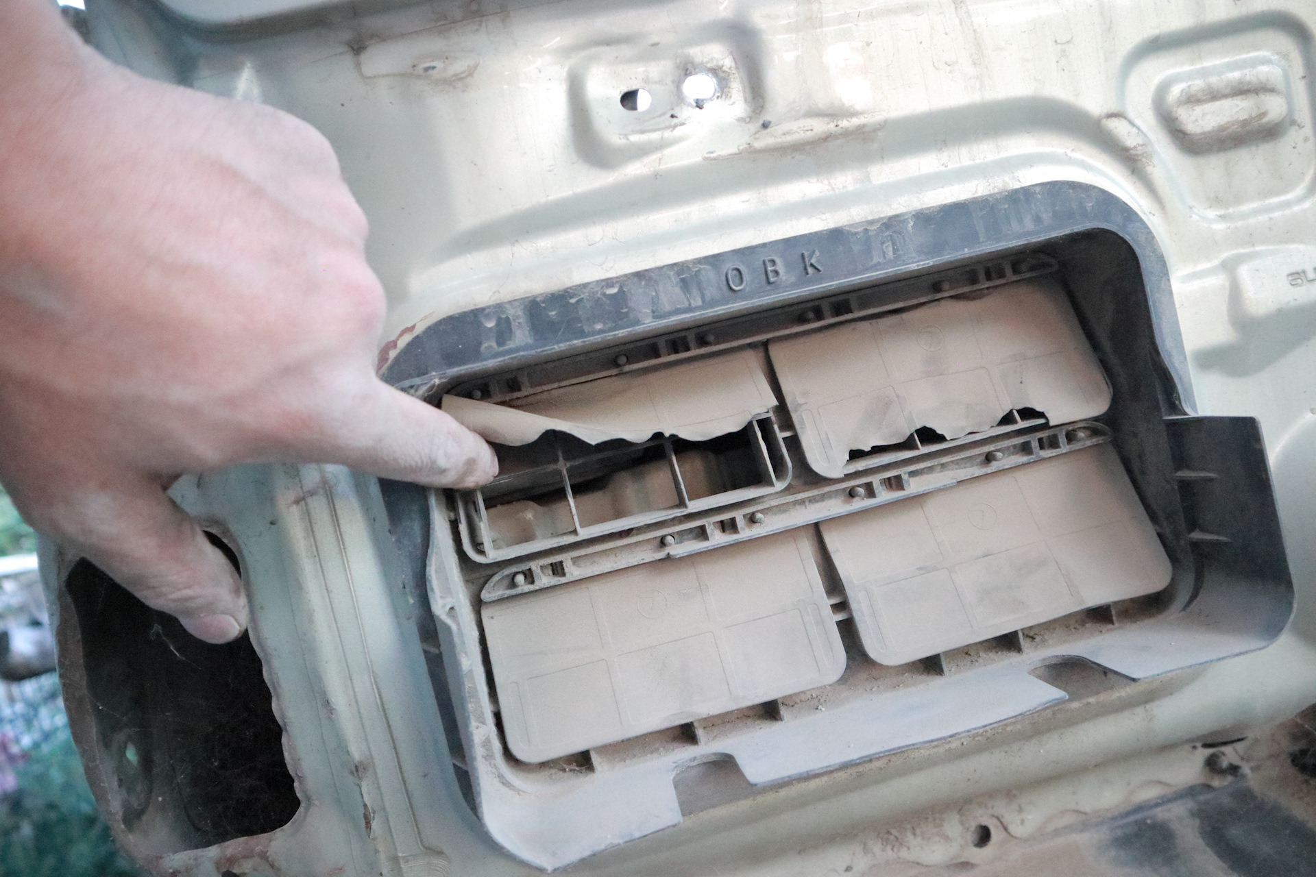 Установка фаркопа ЛИДЕР ПЛЮС S301-A для SUBARU Outback 03-09. — Subaru ...