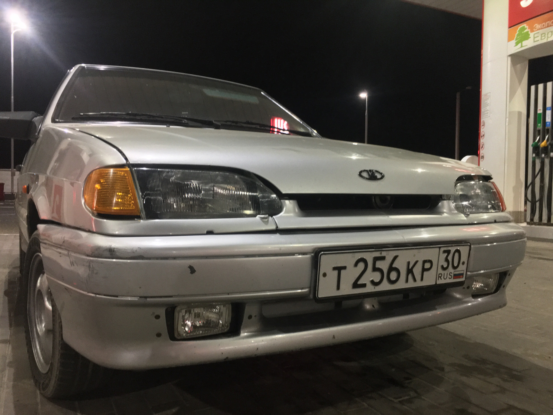 Бампер — Lada 2113, 1,5 л, 2005 года | запчасти | DRIVE2
