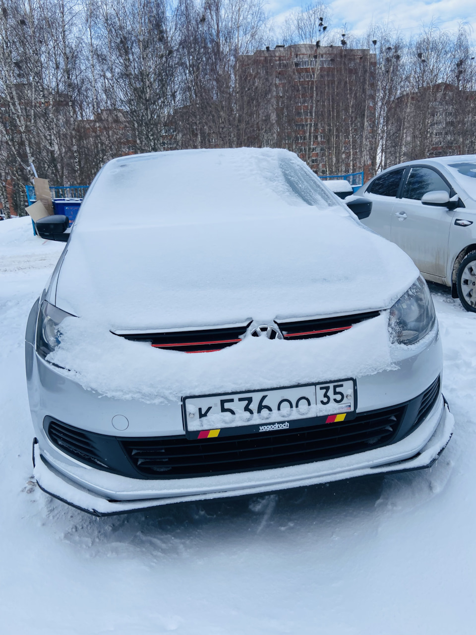 Универсальная губа на поло седан — Volkswagen Polo Sedan, 1,6 л, 2012 ...