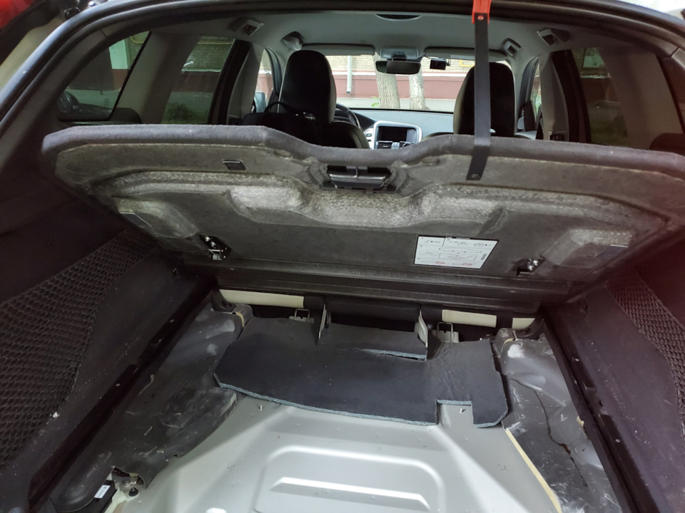 Шумоизоляция volvo xc60 (часть 2) багажник — Volvo XC60 (1G), 2,4 л ...