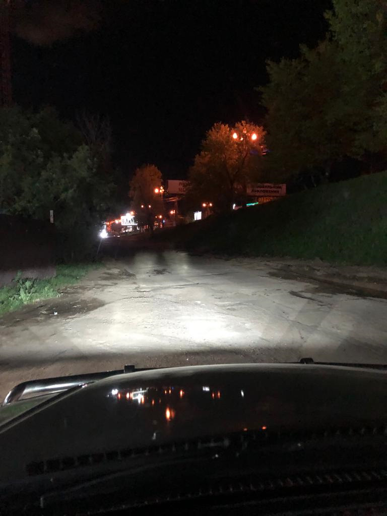 Фары головного света rigid truck lite 5x7 — Toyota Hilux (6G), 2,5 л ...