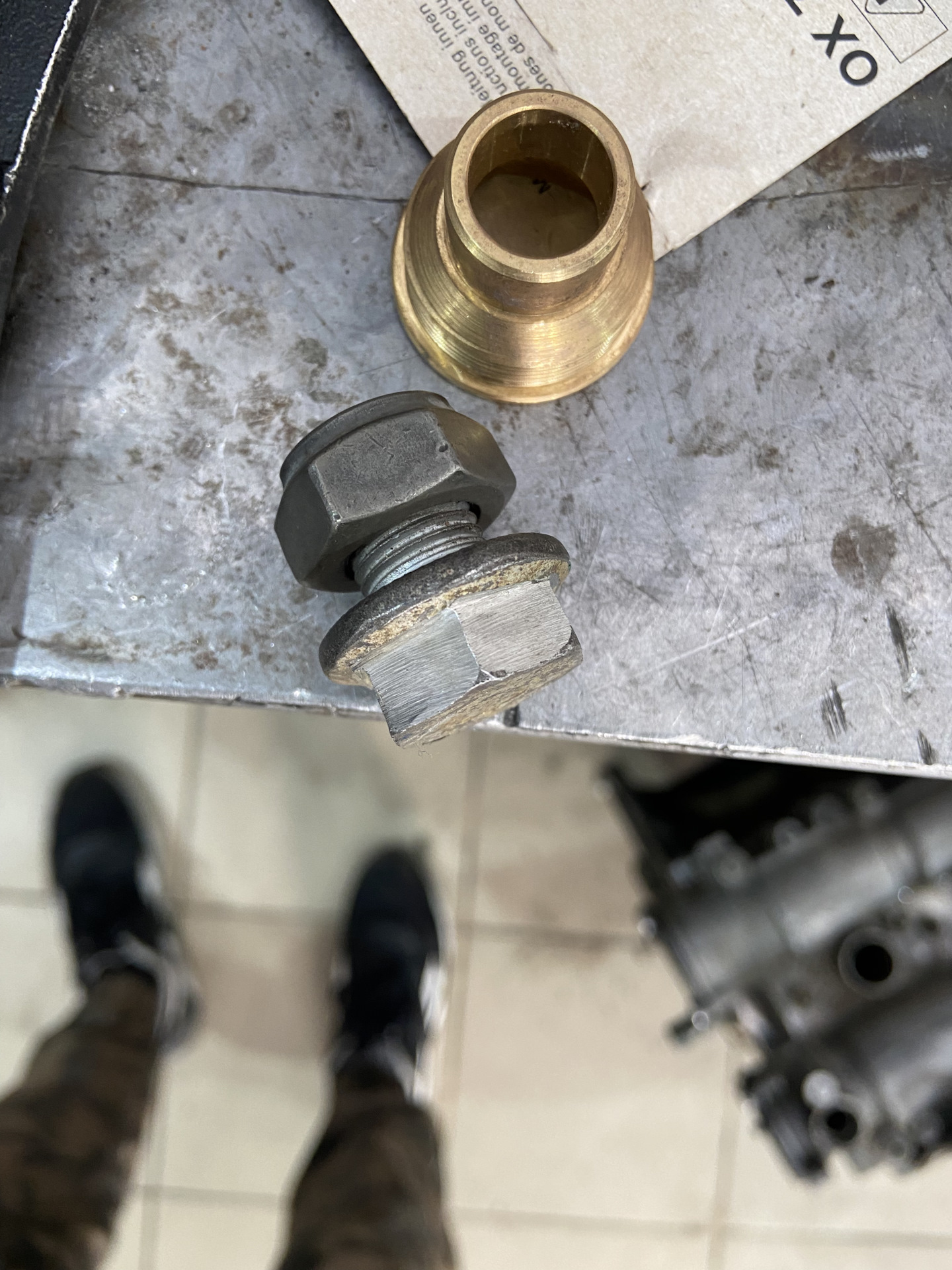 Подсос воздуха и втулки форсунок — Volkswagen Jetta IV, 1,8 л, 2002 ...