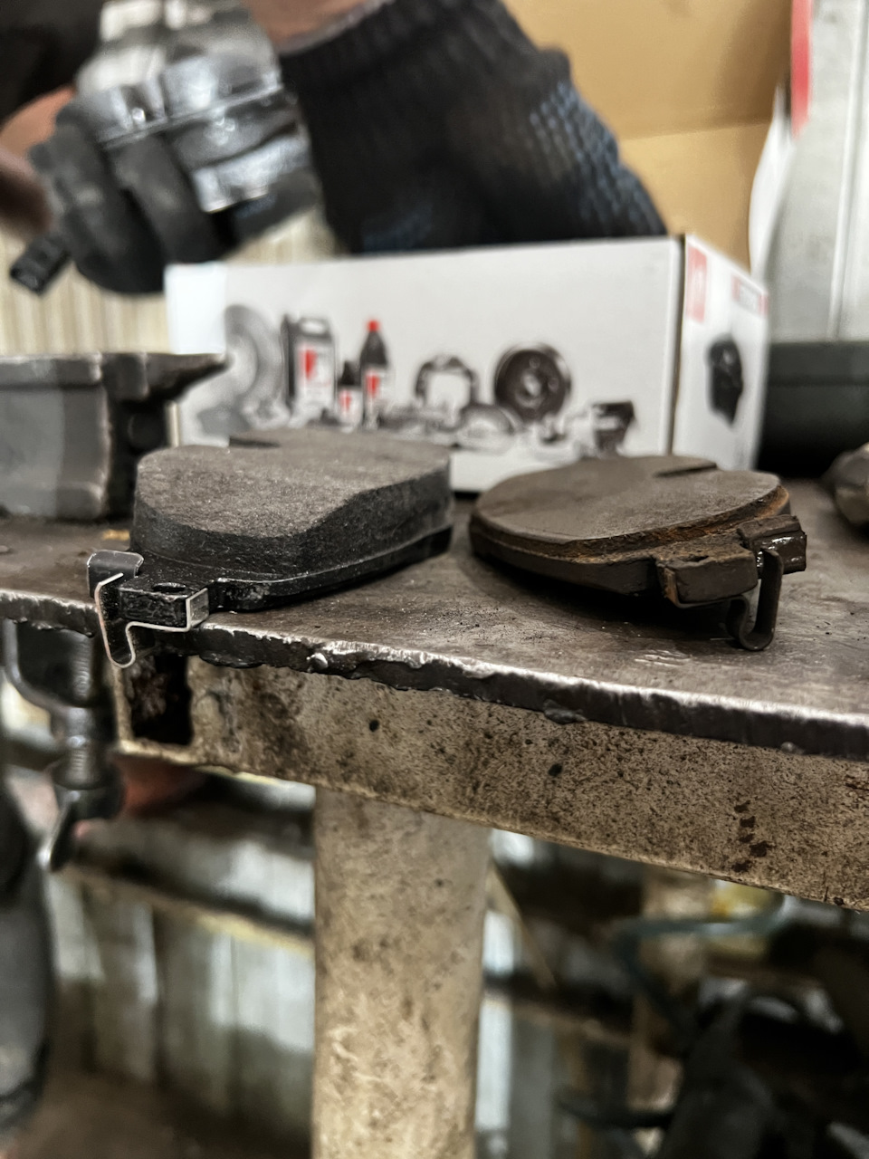 Колодки FERODO и тормозная VW — Skoda Karoq, 1,4 л, 2020 года ...