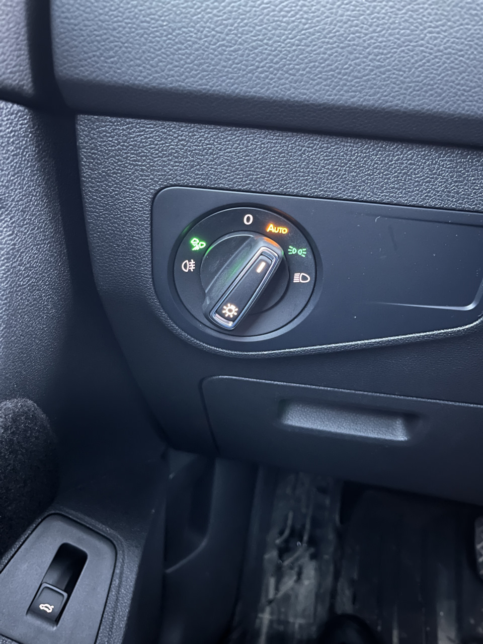 Замена передних led фар на матричные iq-light — Volkswagen Tiguan (2G ...