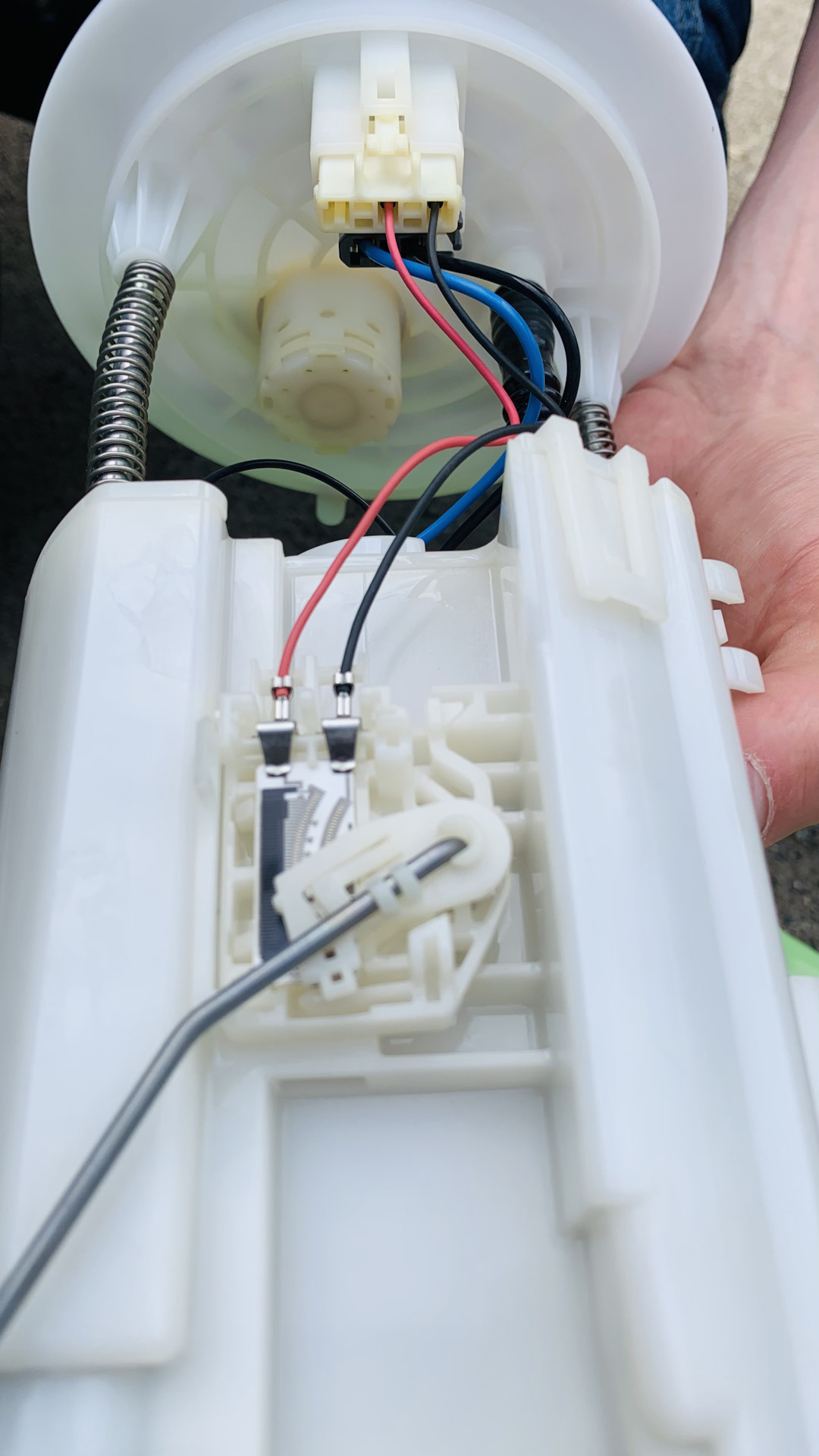 Замена топливных фильтров Приус 20 — Toyota Prius (20), 1,5 л, 2005 ...