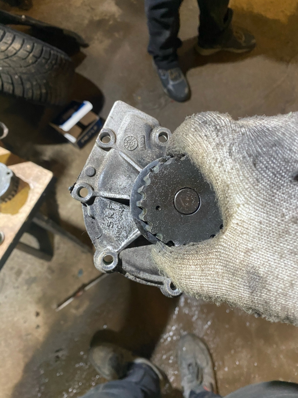 Замена ремня грм, роликов, сальников распредвалов — Volvo S80 (2G), 2,5 ...