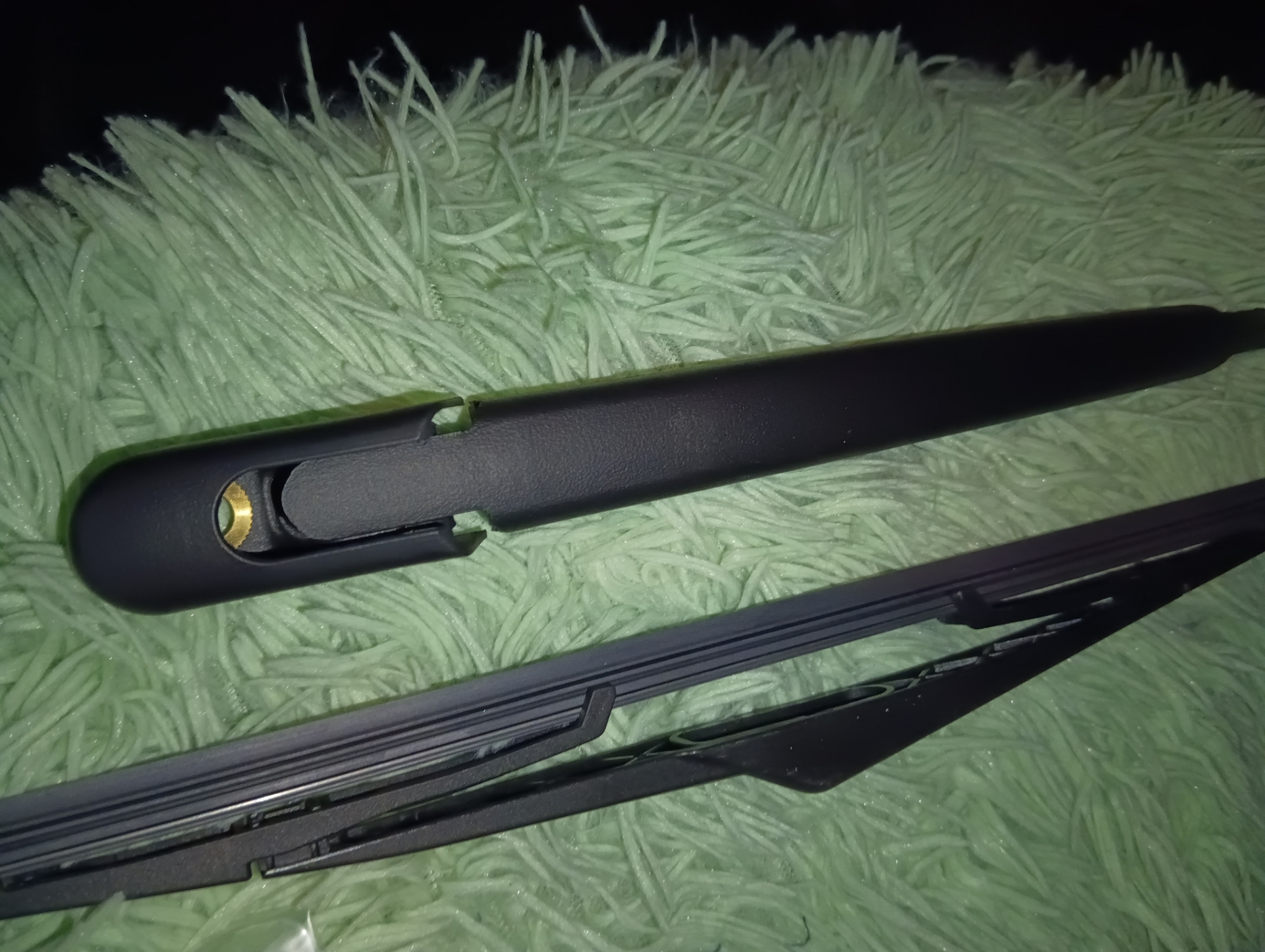 Поводок и щётка стеклоочистителя от Opel Astra-H на Ford Fusion — Ford ...