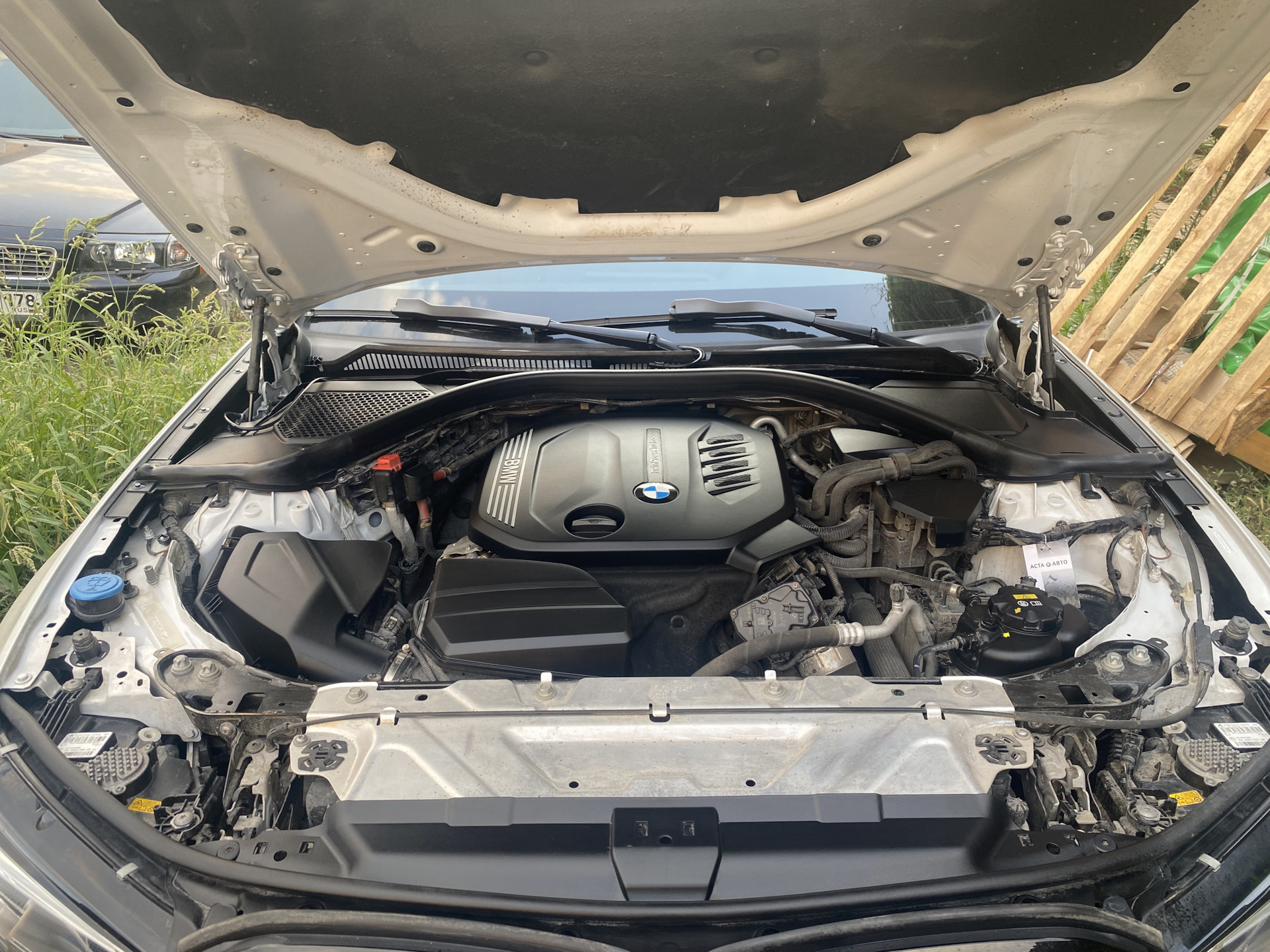 Пластиковая защита под капот — BMW 3 series (G20), 2 л, 2019 года ...