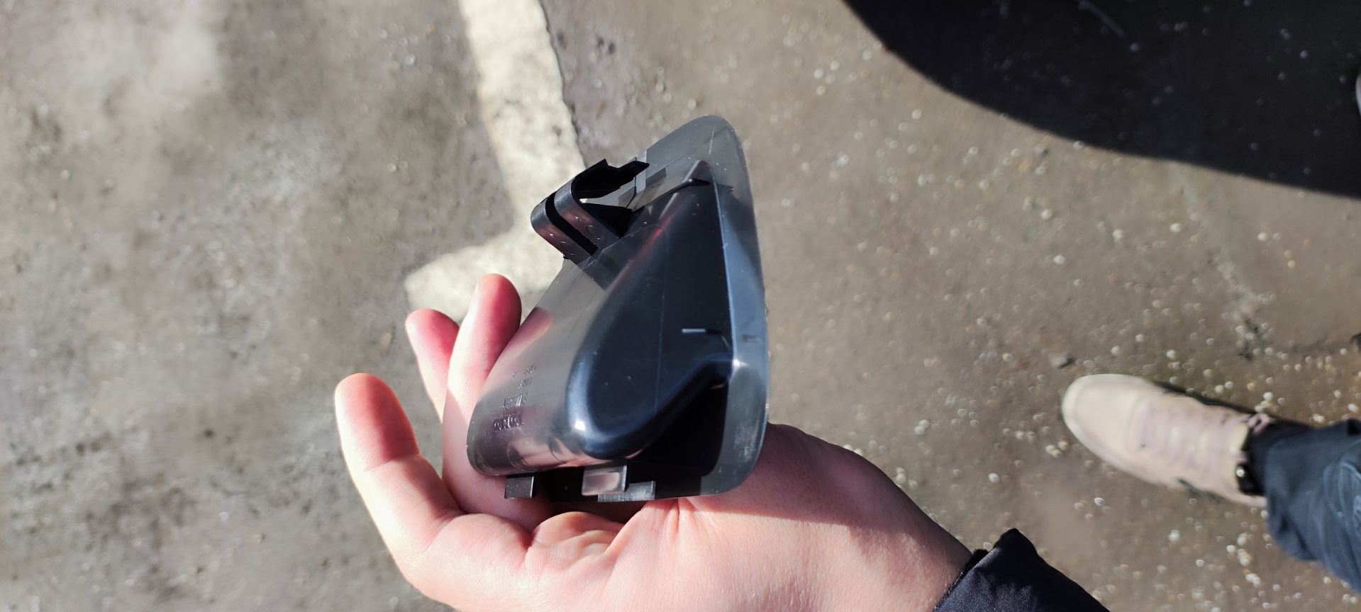 Замена ручки крышки багажника — Volvo S80 (2G), 2,5 л, 2008 года ...