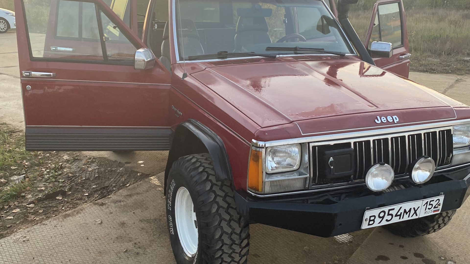 Jeep Cherokee (XJ) 4.0 бензиновый 1988 | XJ Laredo 4.0 на DRIVE2