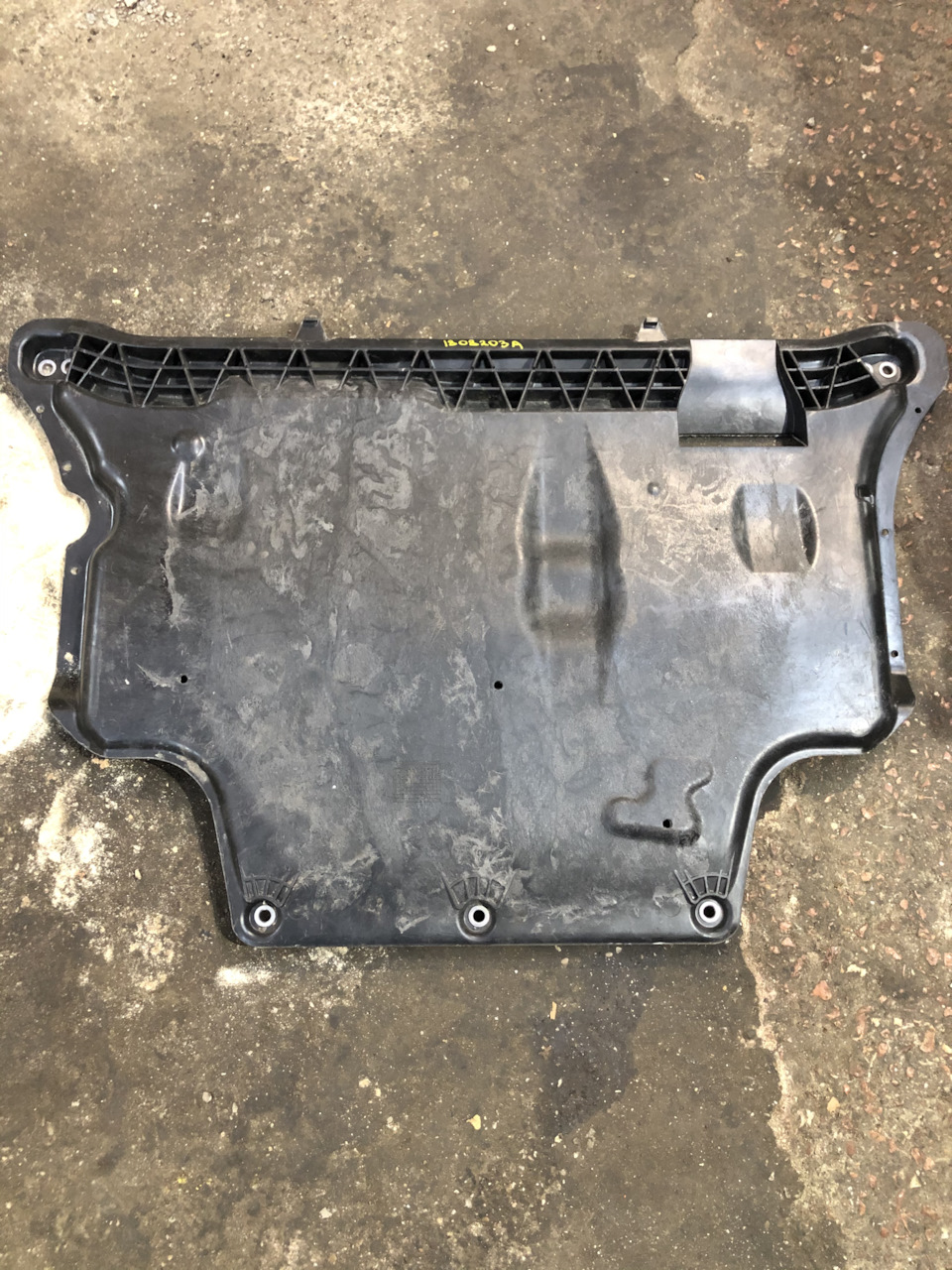 Оригинальная Защита двигателя 3Q0825901B — Skoda Octavia A7 Mk3, 1,8 л ...