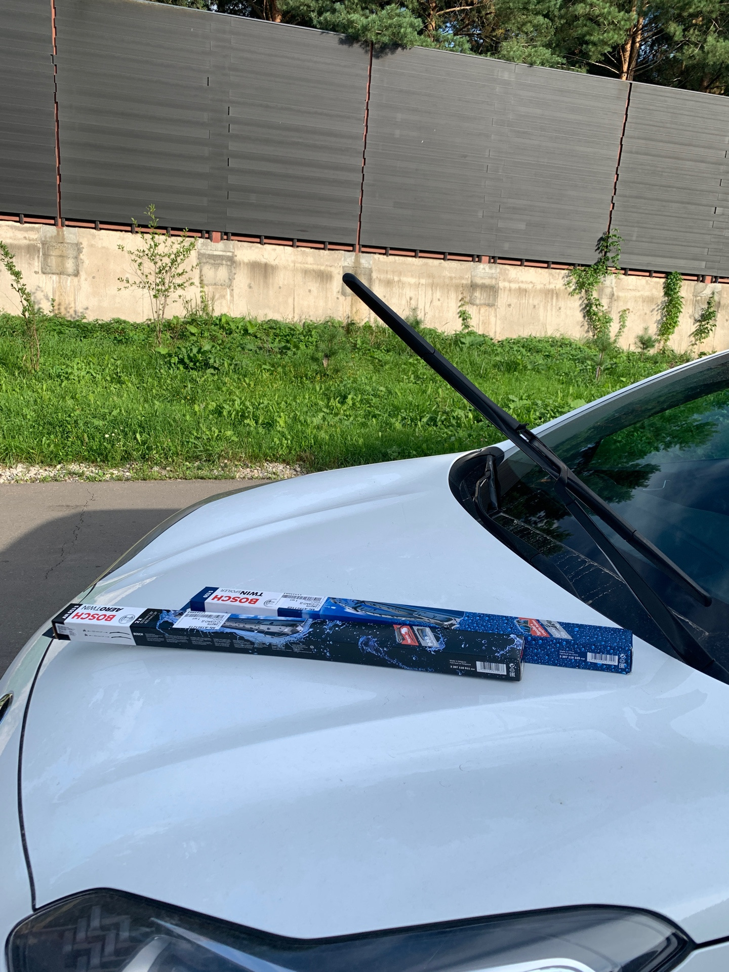 Комплект щеток стеклоочистителя — Bosch 650/400 мм — KIA Sportage (4G ...