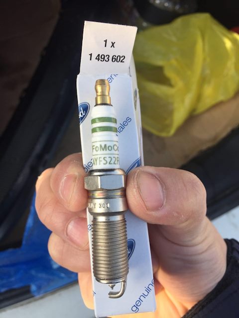 1493602 Свеча зажигания / Zetec-S 1,4-1,6 (+RU) 2005~ Ford | Запчасти ...