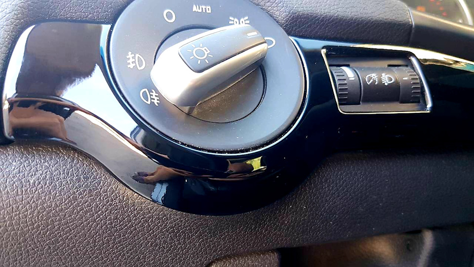 Декоративные панели в черный "рояльный лак" — Skoda Octavia A5 Mk2, 1,8 ...