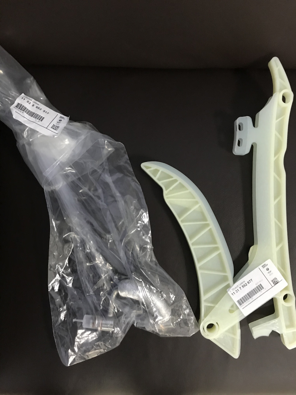 11317592877 Планка натяжителя и направляющая цепи BMW | Запчасти на DRIVE2