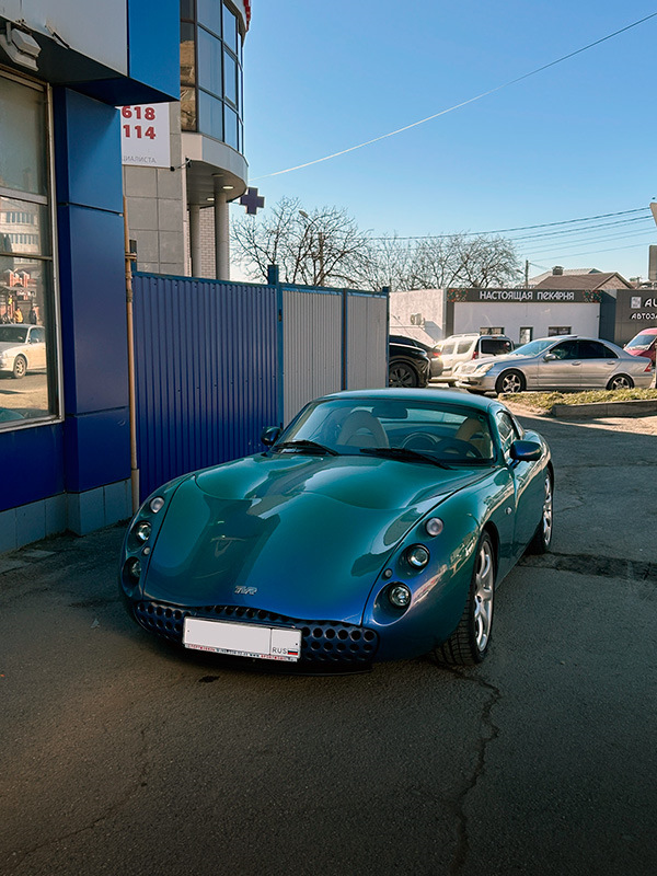 Зима! Тушканчик, торжествуя… — TVR Tuscan S (SWORDFISH), 4 л, 2003 года ...