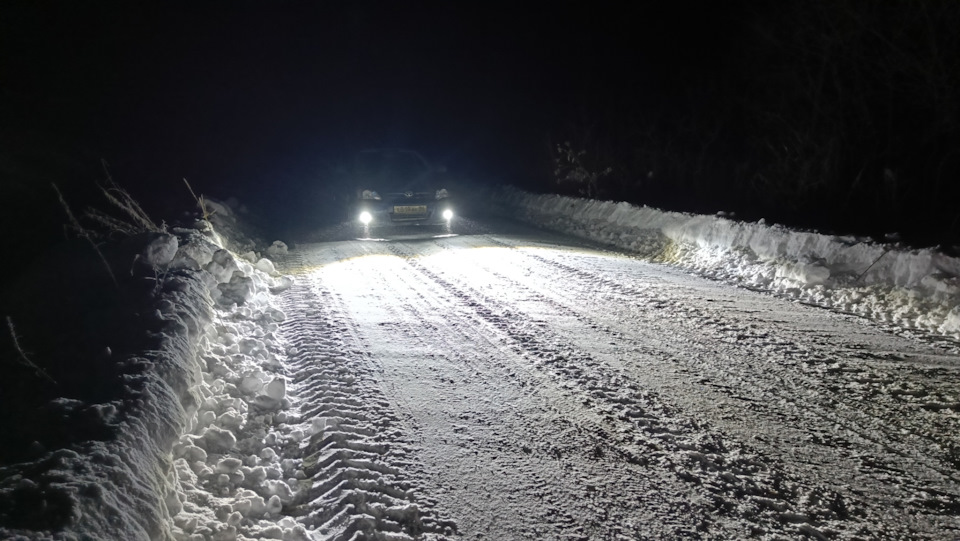 Двухрежимные ПТФ Sal-man. — Toyota Corolla (120), 1,4 л, 2005 года ...