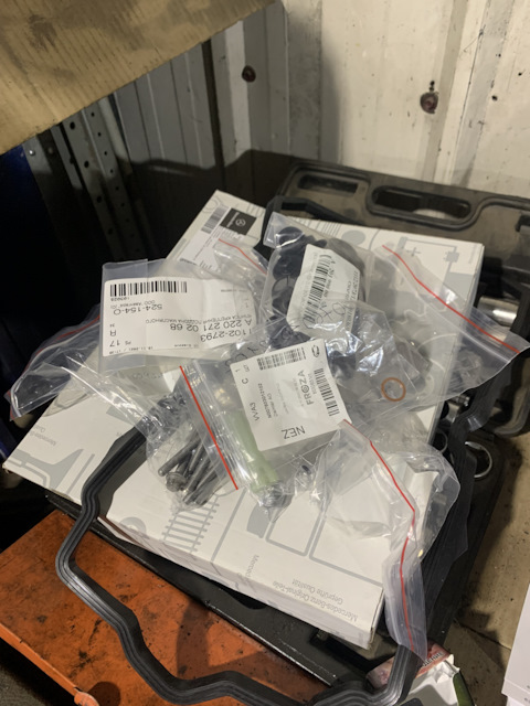 A0049903512 Болт м6. Mercedes | Запчасти на DRIVE2