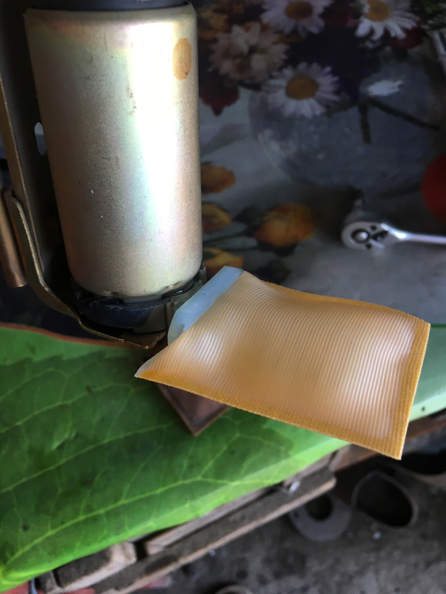 Топливный фильтр в баке — Mitsubishi Galant (8G), 2,5 л, 2001 года ...