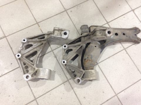 6Q0199294D Кронштейн крепл.рычага передн.R Фабия VAG | Запчасти на DRIVE2