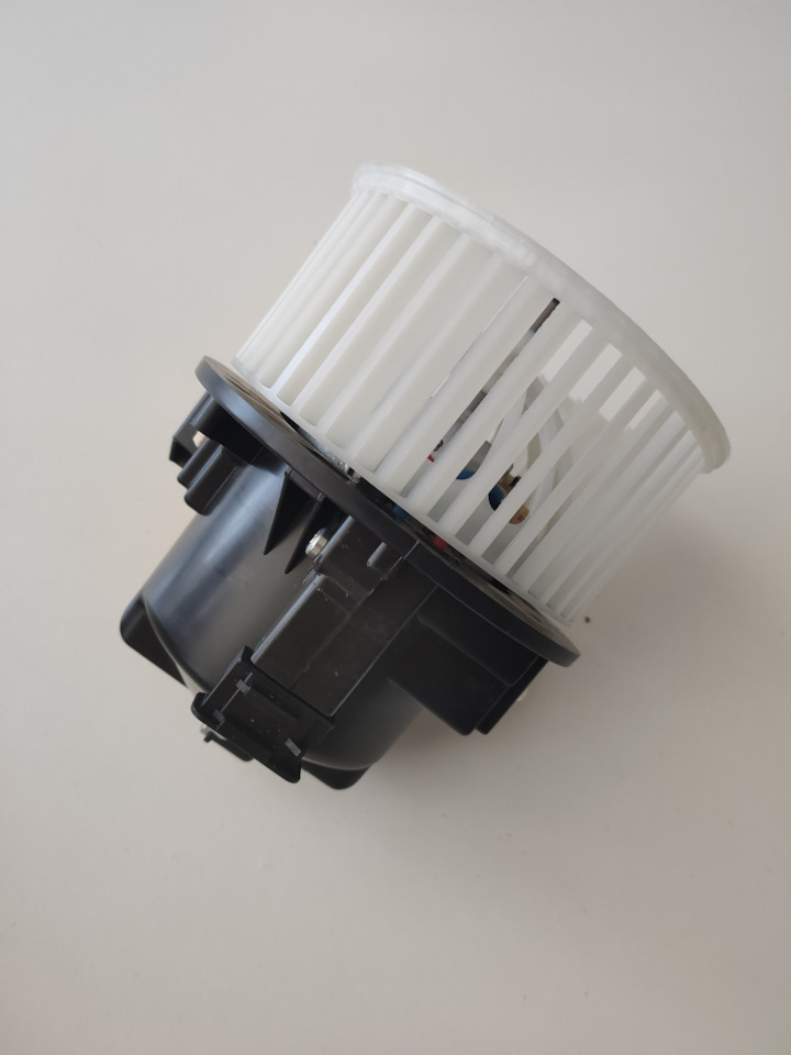 31291516 Электродвигатель, вентиляция салона Volvo | Запчасти на DRIVE2