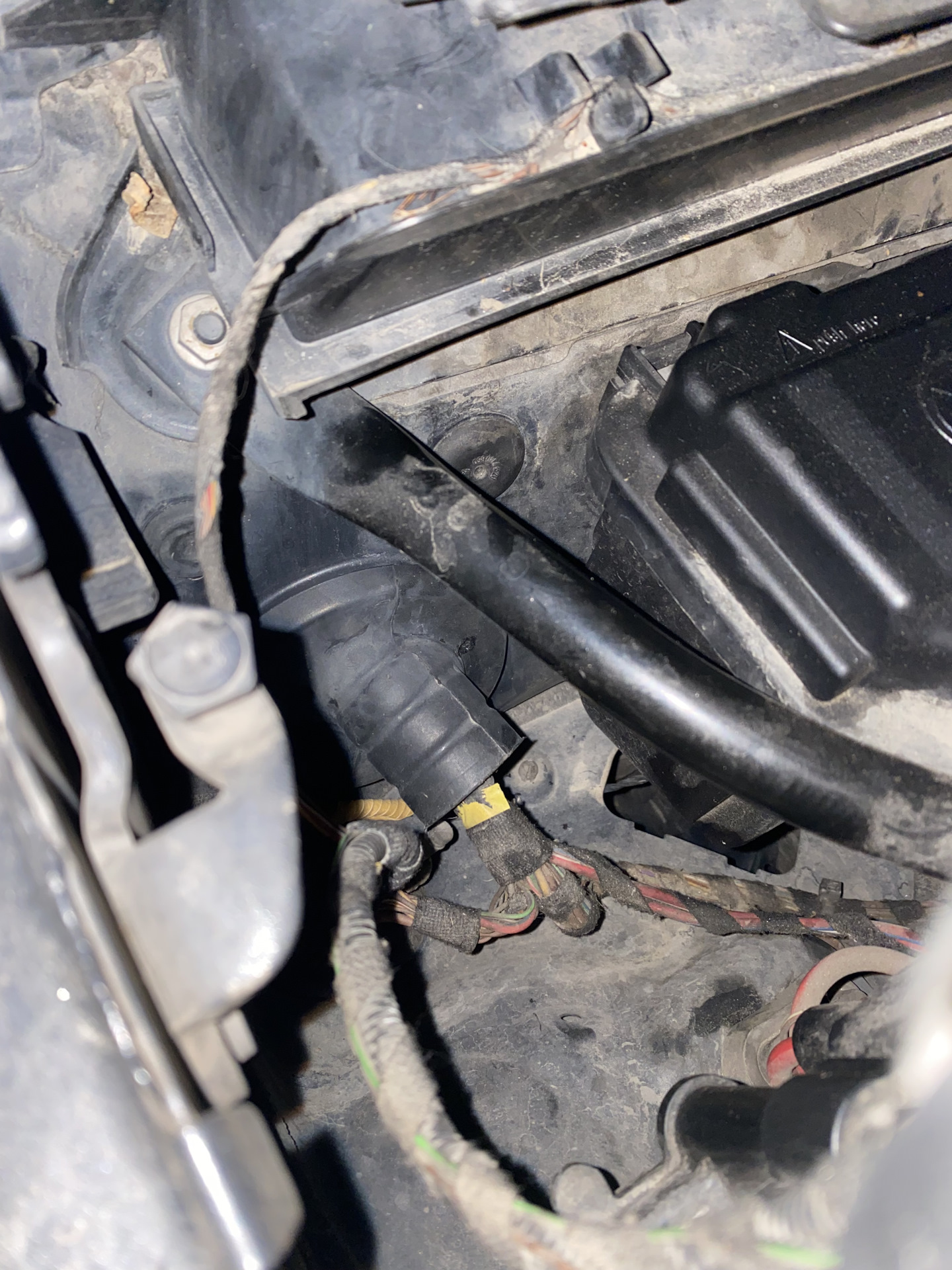 Опция (S5A2A) Светодиодные фары — Установка — BMW 3 series (F30), 3 л ...