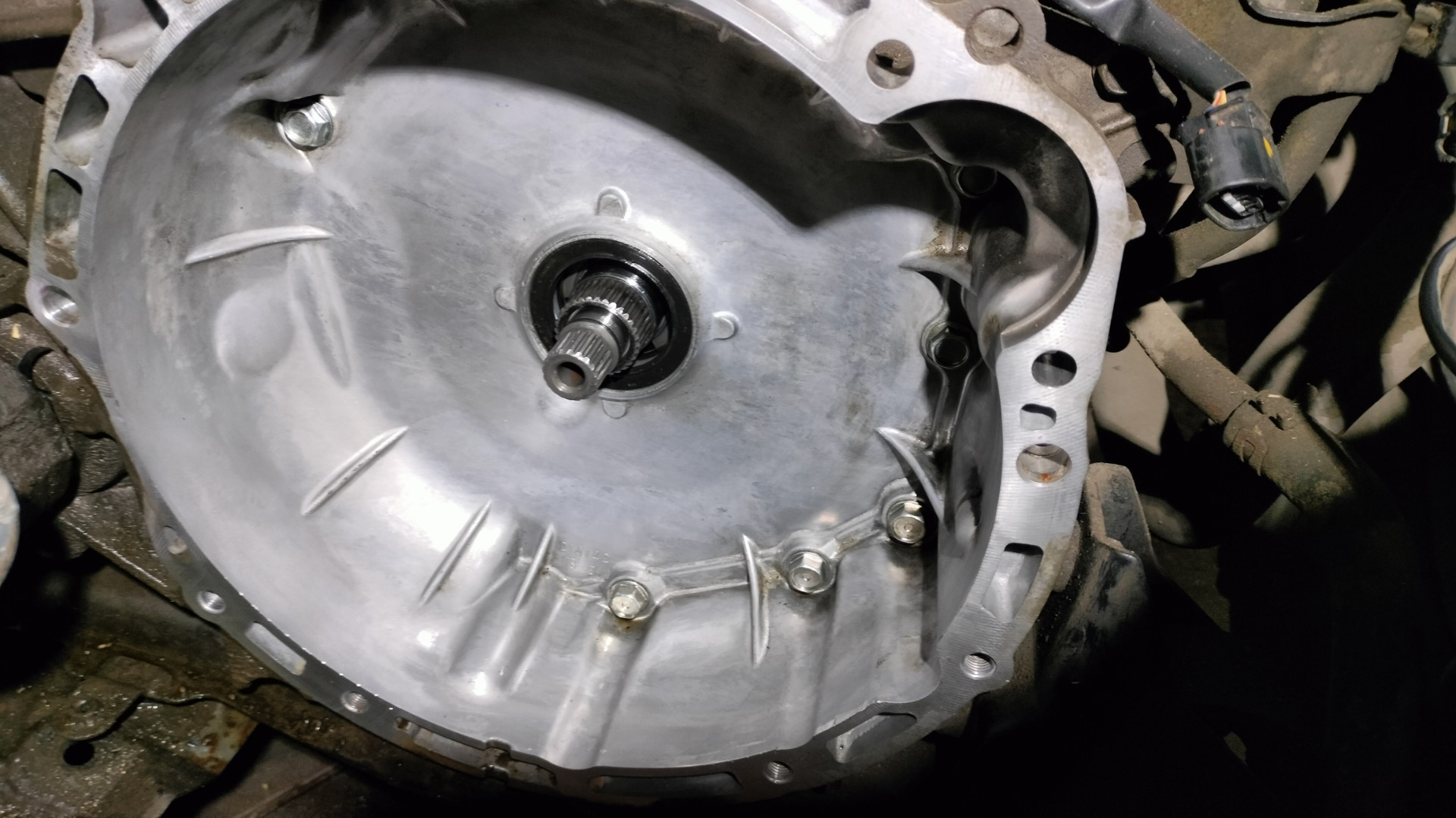 Замена сальника акпп — Mitsubishi Lancer X, 1,8 л., 2008 года | своими ...