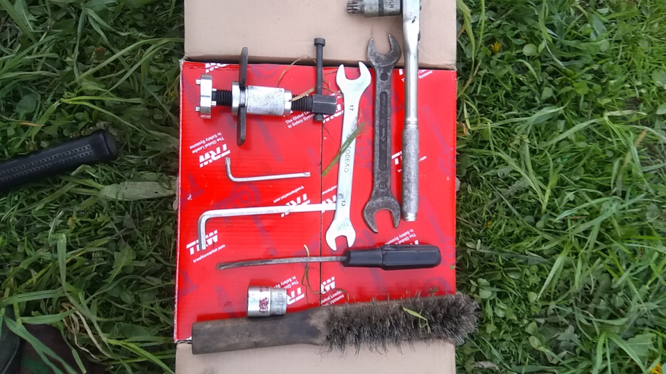 Новые тормозные диски и колодки — Skoda Octavia A5 Mk2, 1,8 л, 2011 ...