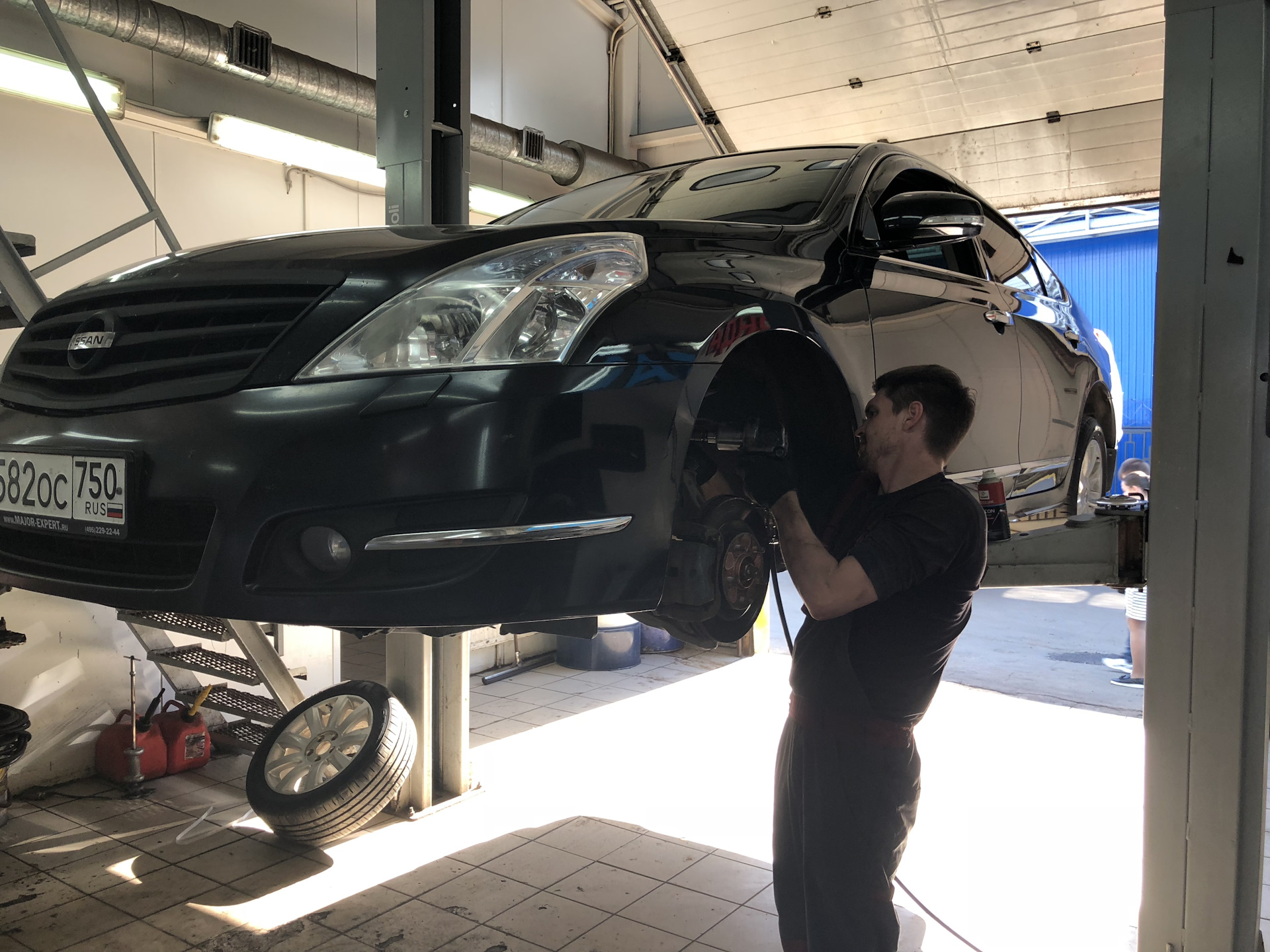 Замена рулевых наконечников. — Brilliance V5, 1,6 л, 2015 года ...