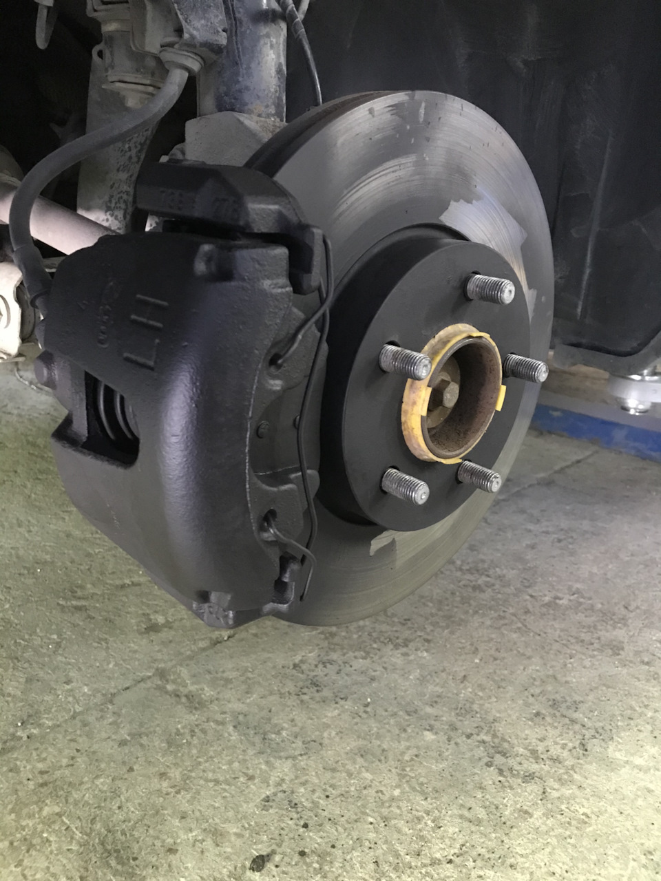 Сток колеса и бункер — Lada 2101, 1,3 л, 1980 года | колёсные диски | DRIVE2