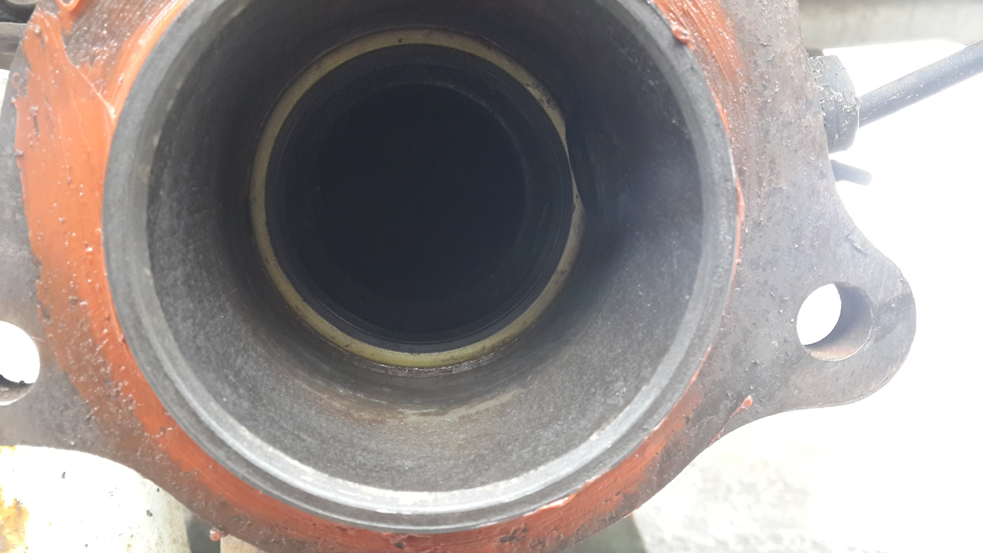 Замена подшипников задних полуосей. — Toyota Land Cruiser 100, 4,2 л ...