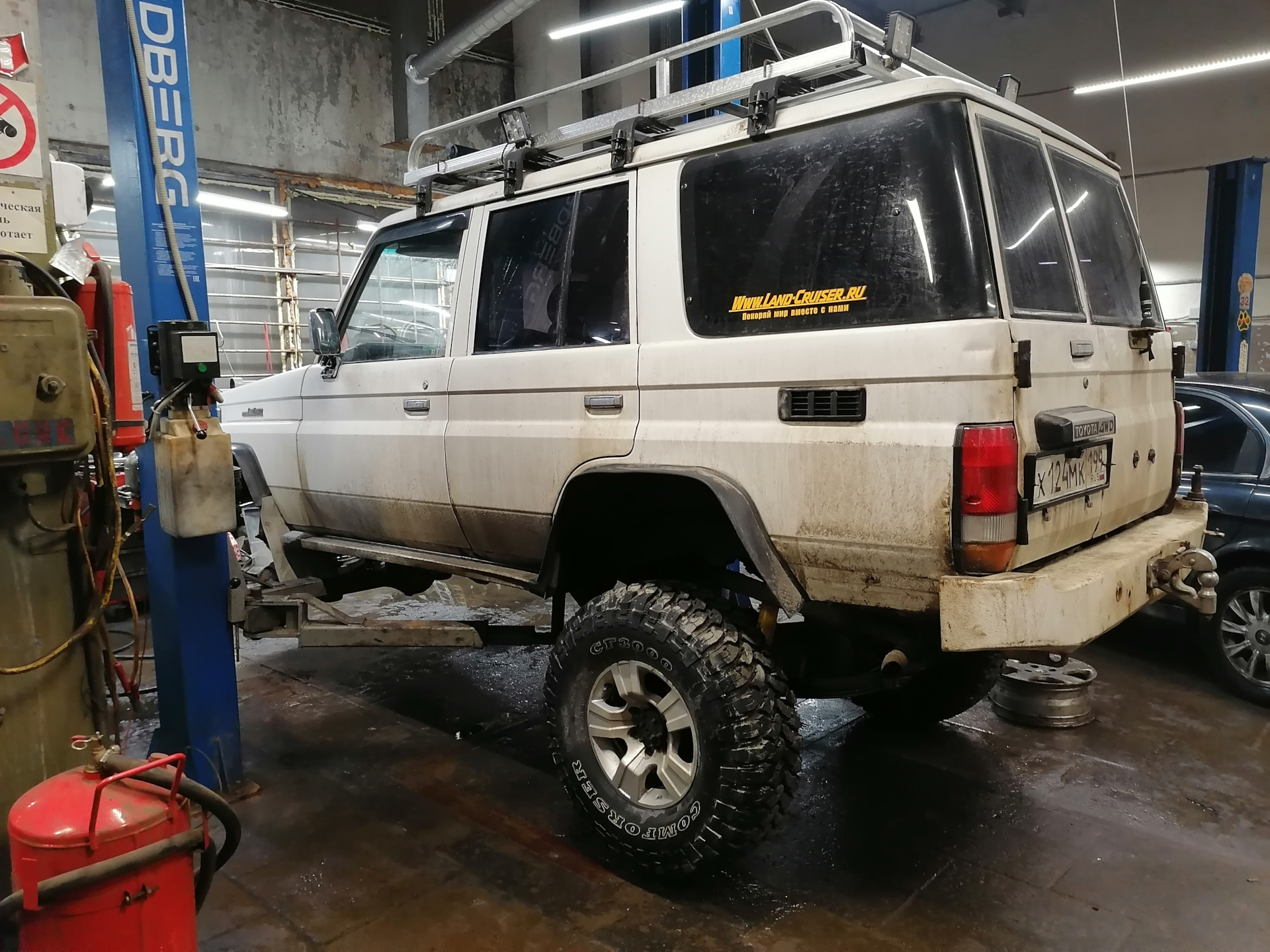 Замена подшипников, переборка суппортов — Toyota Land Cruiser 70, 3,5 л ...