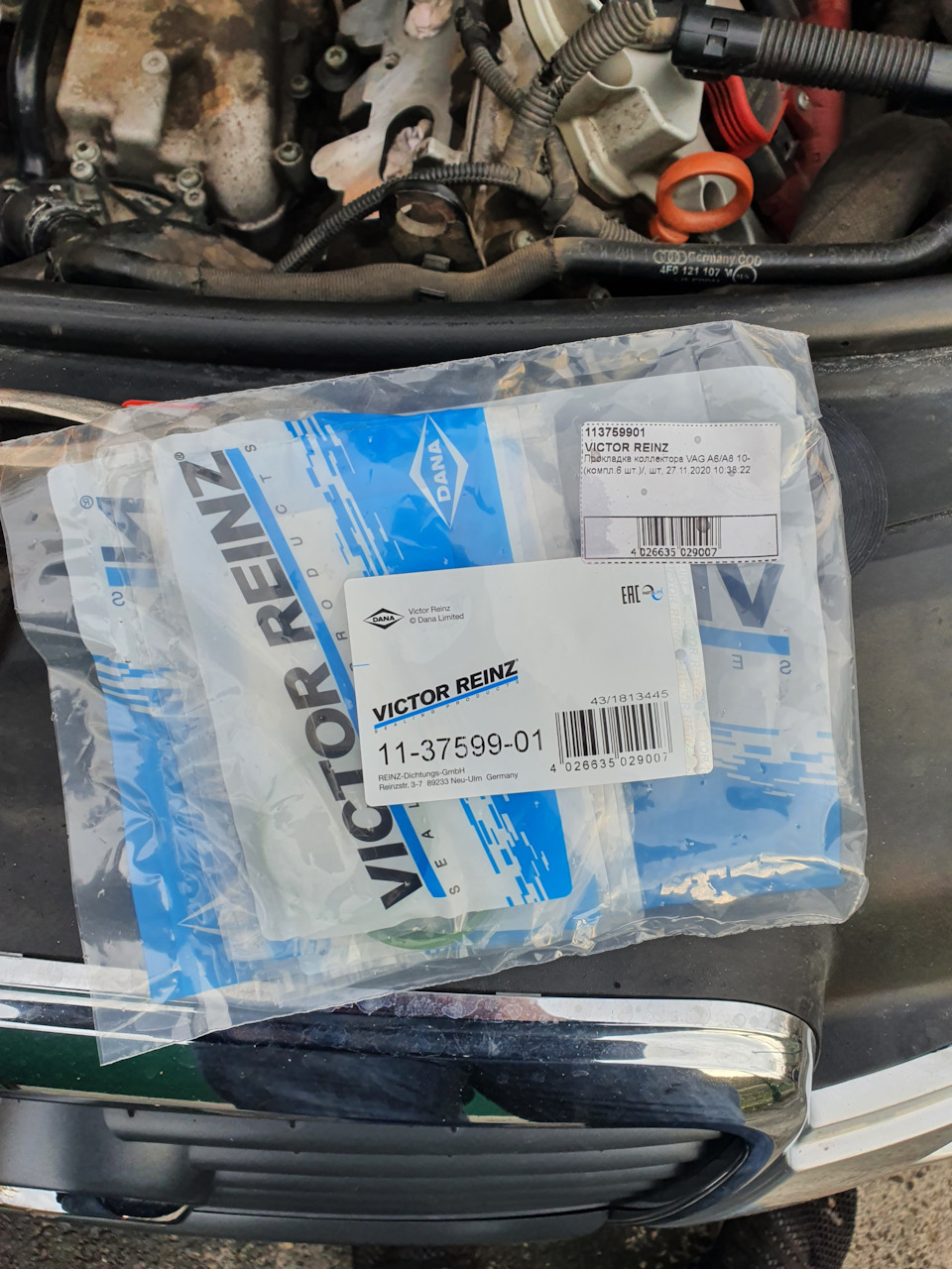 113759901 Комплект прокладок, впускной коллектор VICTOR REINZ ...