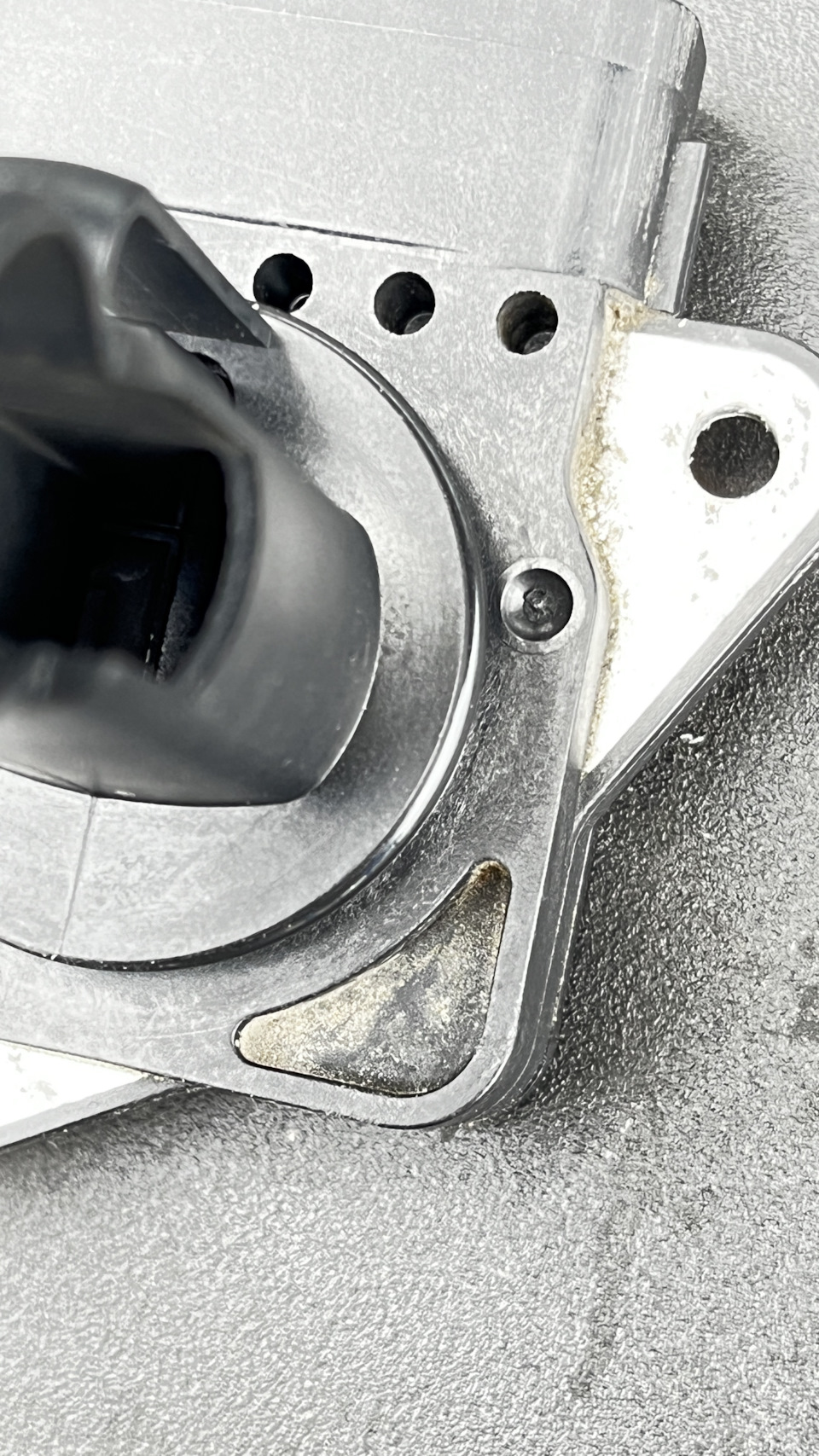 Уплотнитель ДМРВ ( 9009914141) — Toyota Avensis II, 2 л, 2008 года ...