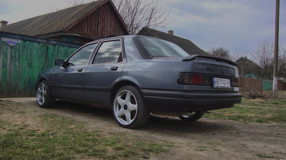 Ford Sierra 2.0 бензиновый 1990 | Ford Sierra Ghia на DRIVE2
