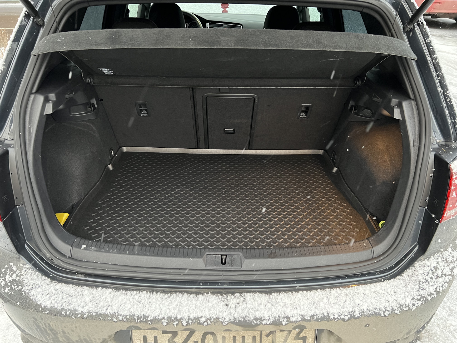 Зимние коврики — Volkswagen Golf GTI Mk7, 2 л, 2019 года | аксессуары ...