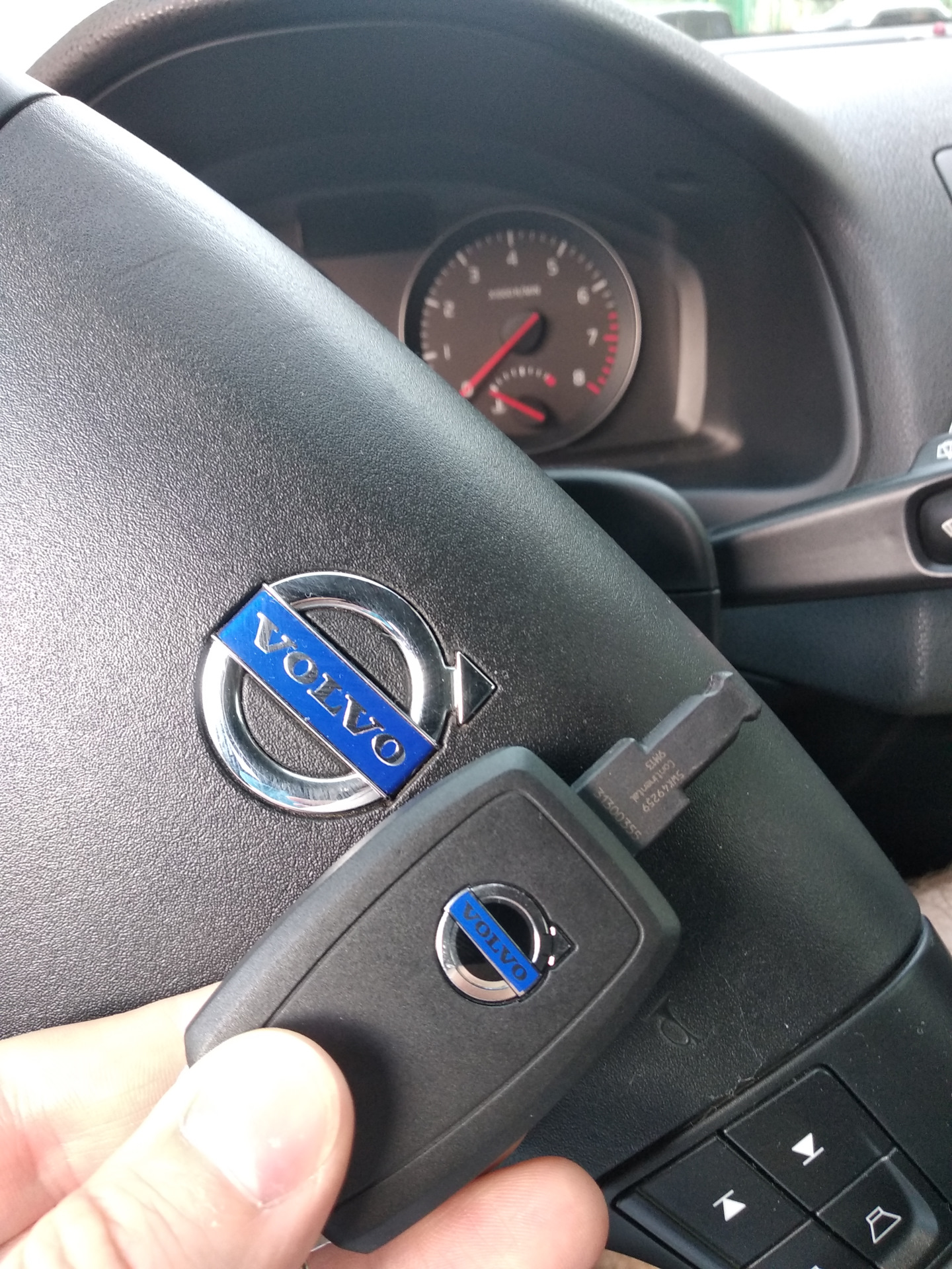 Неисправности ключа зажигания — Volvo V50, 2,4 л, 2008 года | поломка ...