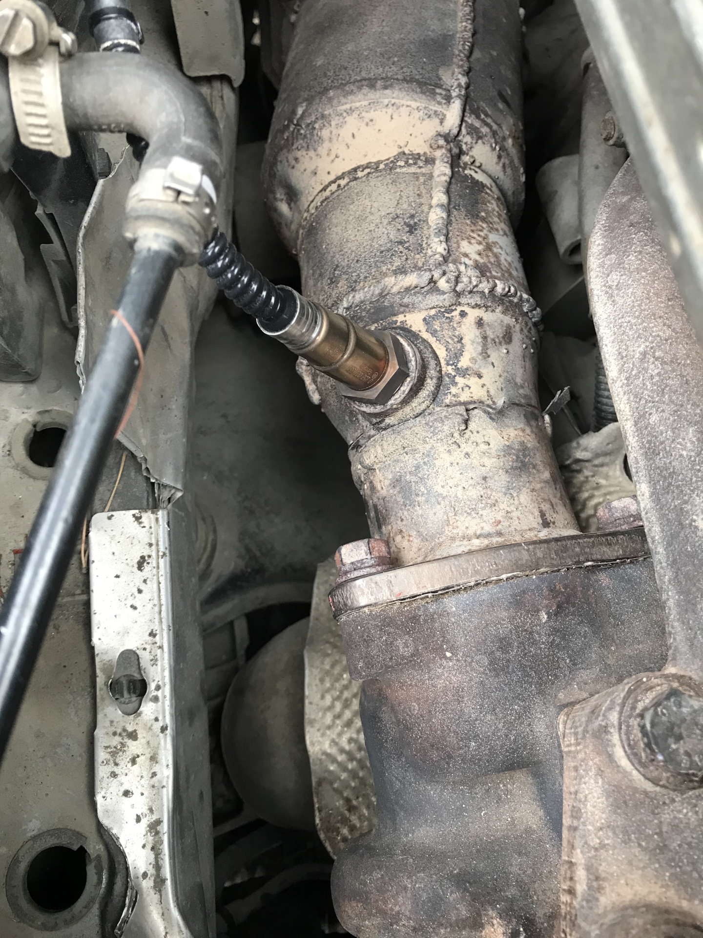 Замена ДМРВ и первой лямбды — Volkswagen Passat B5, 1,8 л, 2002 года ...