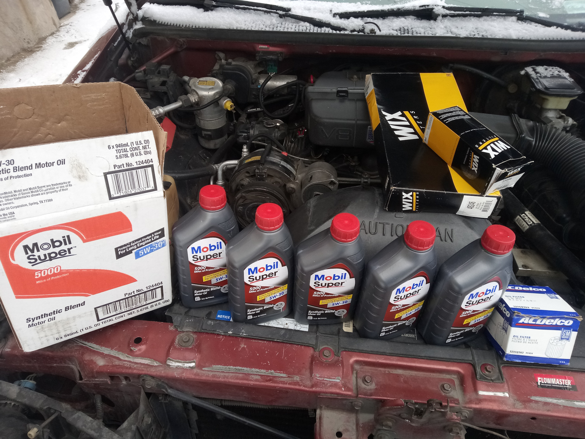 Замена моторного масла и фильтров — Chevrolet Caprice (4G), 5 л., 1992 ...