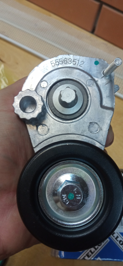 96802494 Ролик натяжителя ремня приводного с кронштейном GM | Запчасти ...