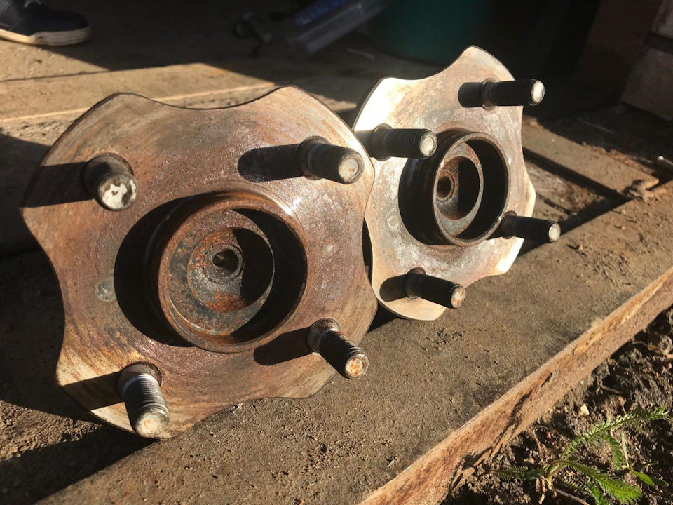 4245012050 Ступица в сборе TOYOTA LEXUS | Запчасти на DRIVE2