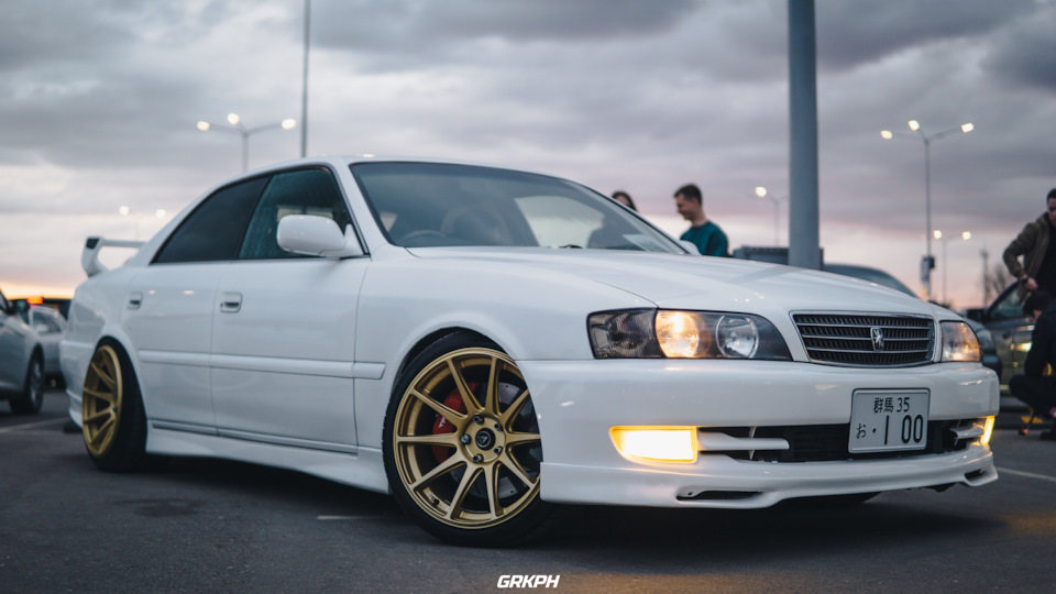 Front bumpers. Продажа. — Toyota Chaser (100), 2,5 л, 1997 года ...