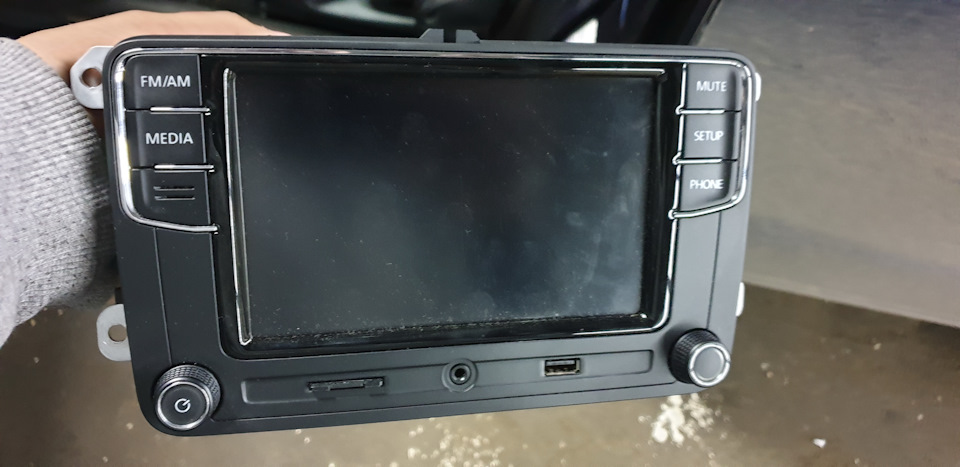 Установка MIB2 Desay — Volkswagen Passat B7, 1,4 л, 2014 года ...