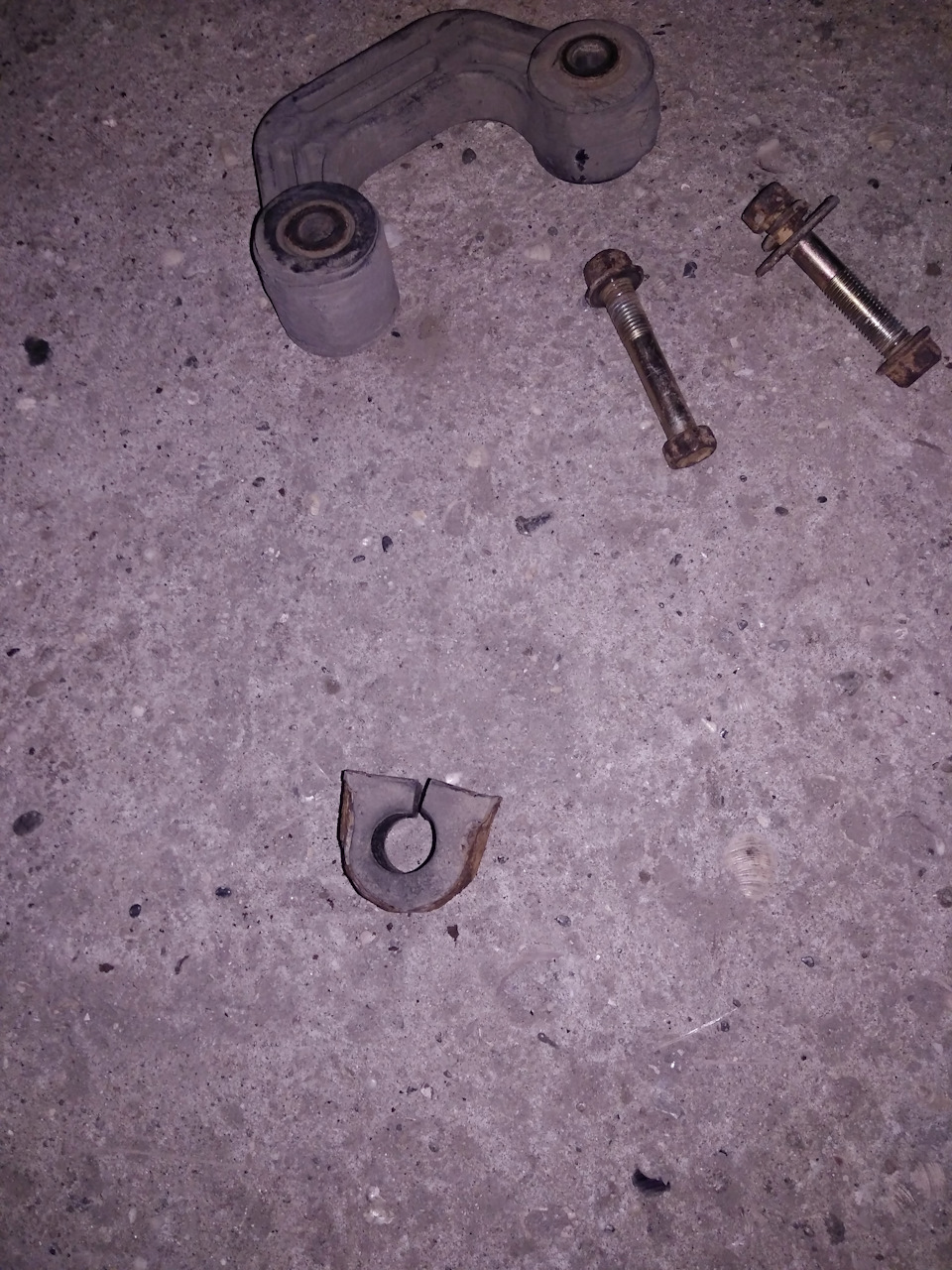 Замена стоек и резинок стабилизатора — Subaru Forester (SF), 2 л, 2001 ...