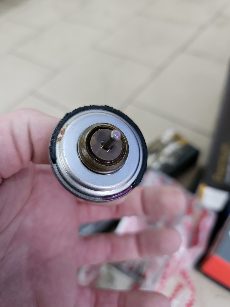 Термостат — Chevrolet TrailBlazer (1G), 4,2 л, 2008 года | визит на ...