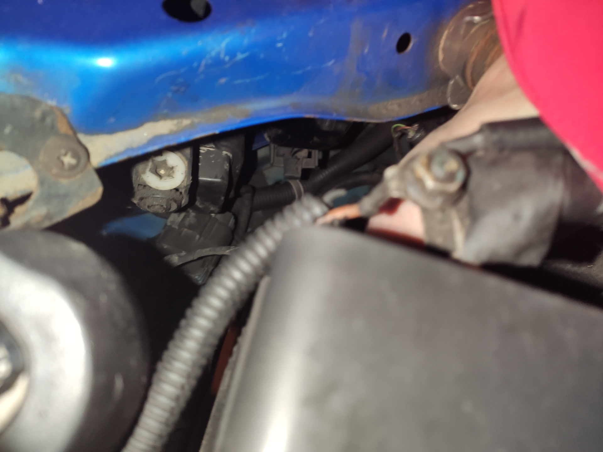 76. Замена ламп — Chevrolet TrailBlazer (2G), 2,8 л, 2014 года | своими ...