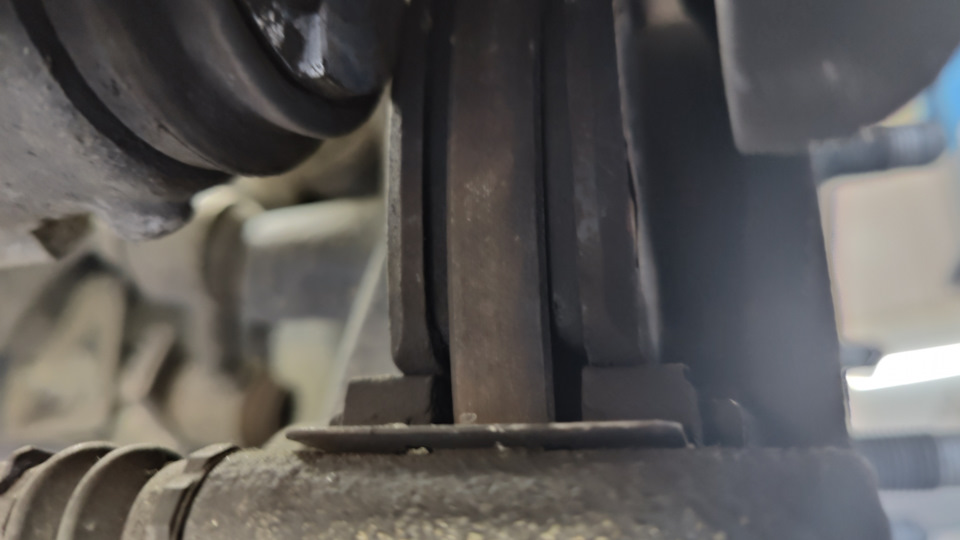 Задние колодки Brembo — Chevrolet Malibu (8G), 2,4 л, 2014 года | визит ...